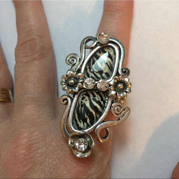Vintage | Jewelry | Vintage Zebra Bling Ring | Poshmark